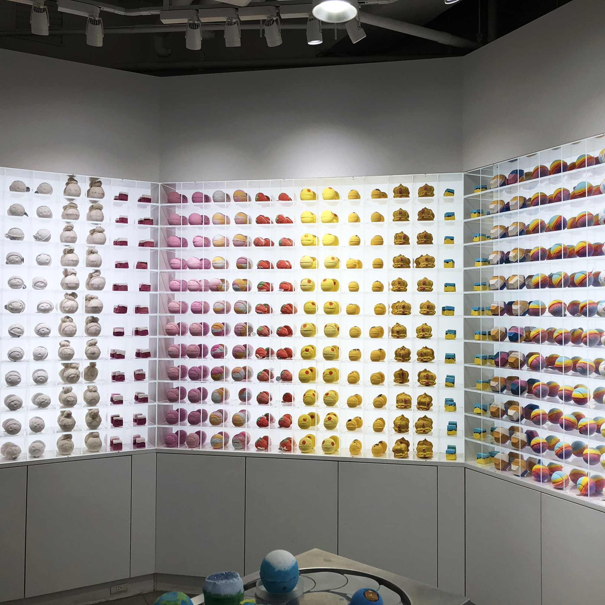 Lush, Harajuku | Stores We Like - Prolight Design