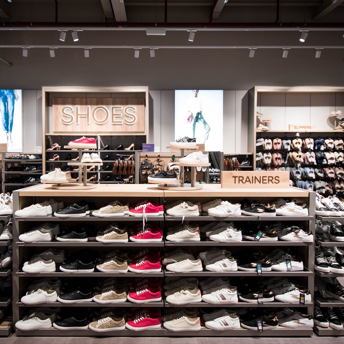 marks-and-spencer-llandudno-10 - Prolight Design